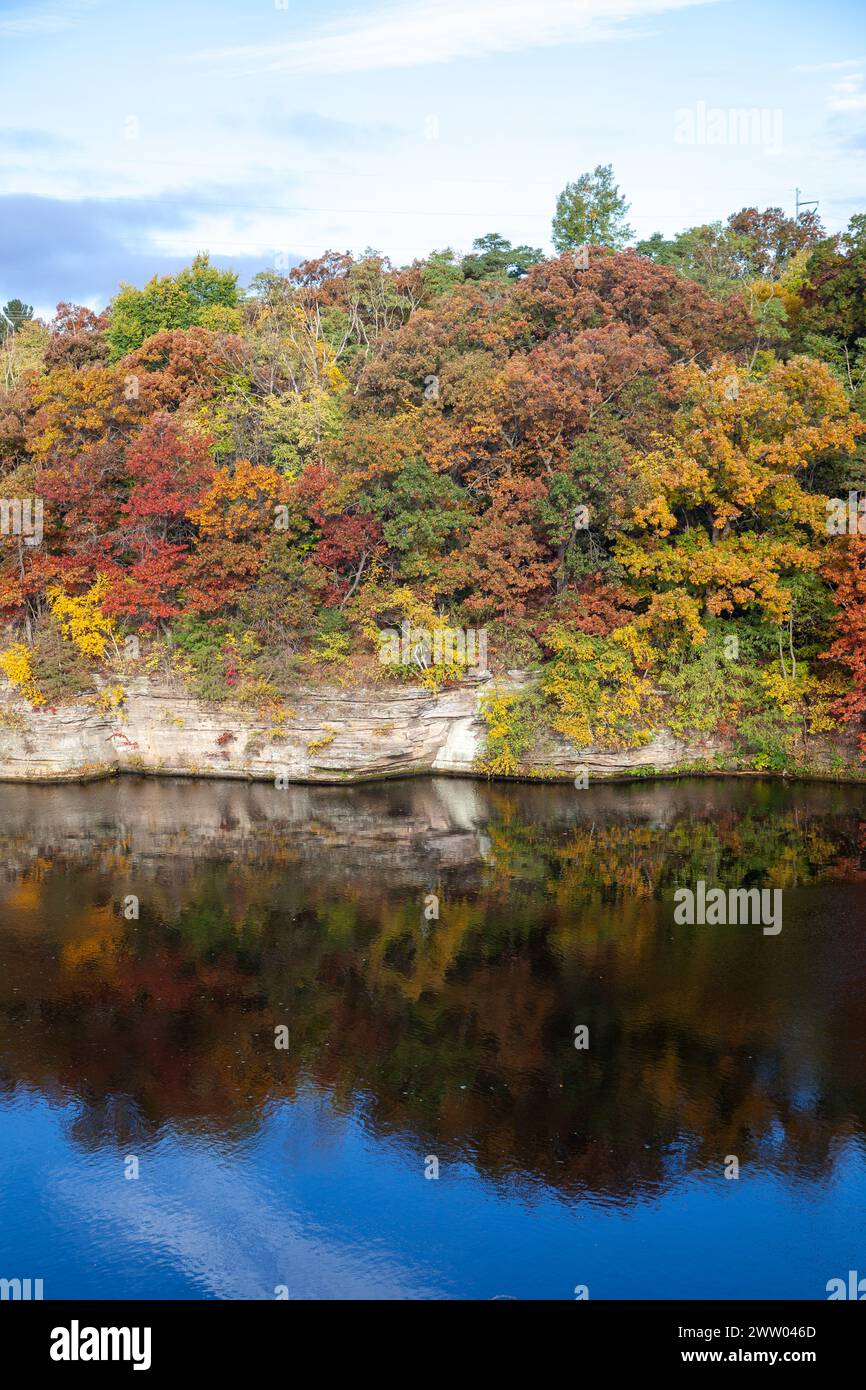 Fall foliage along the Wisconsin River in the Wisconsin Dells Stock ...