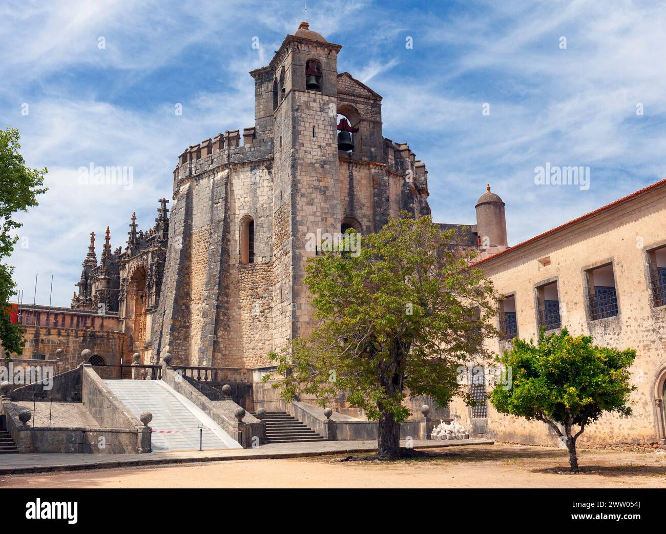 Convento medieval hi-res stock photography and images - Alamy