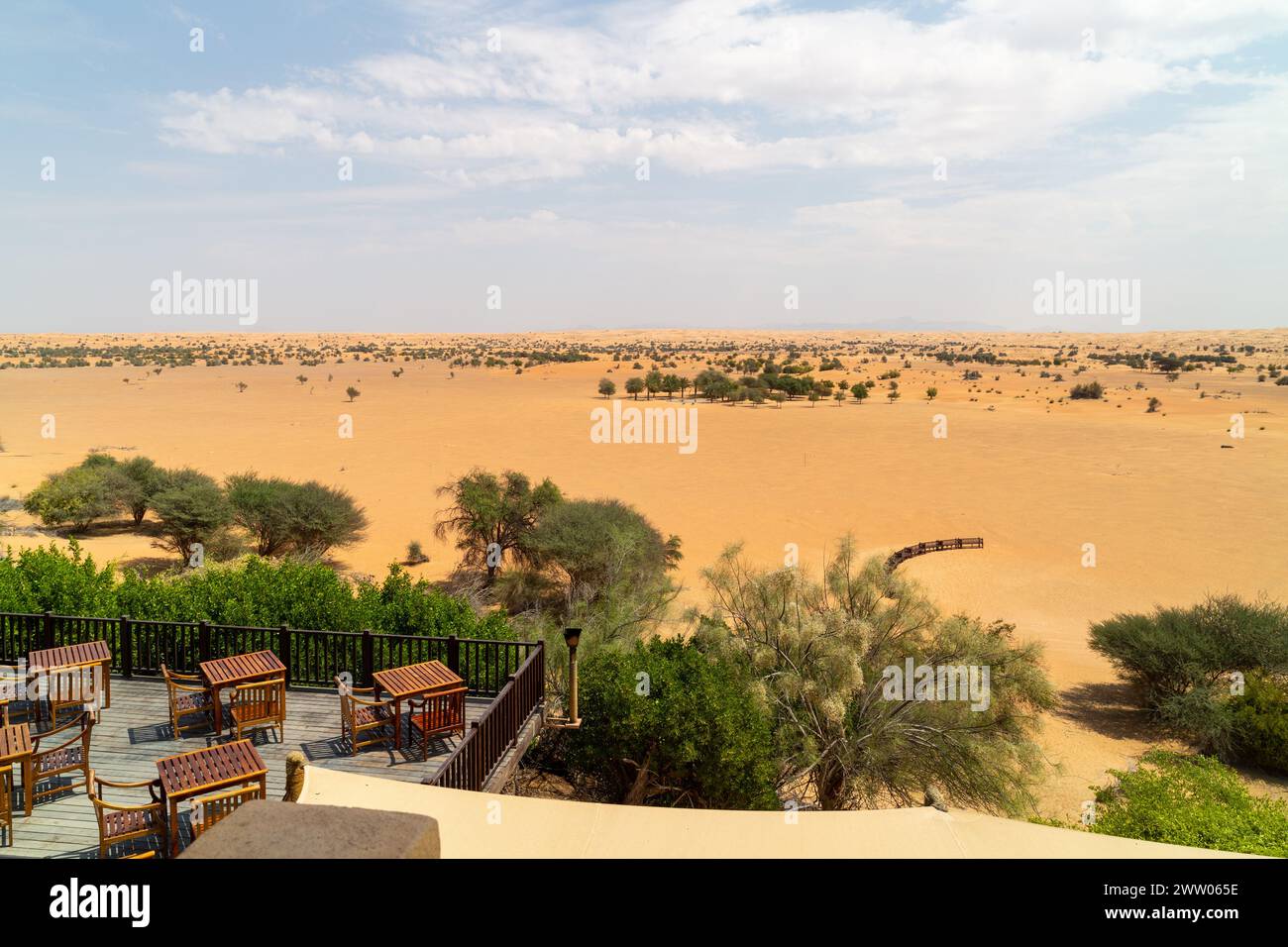 Al maha resort dubai hi-res stock photography and images - Alamy