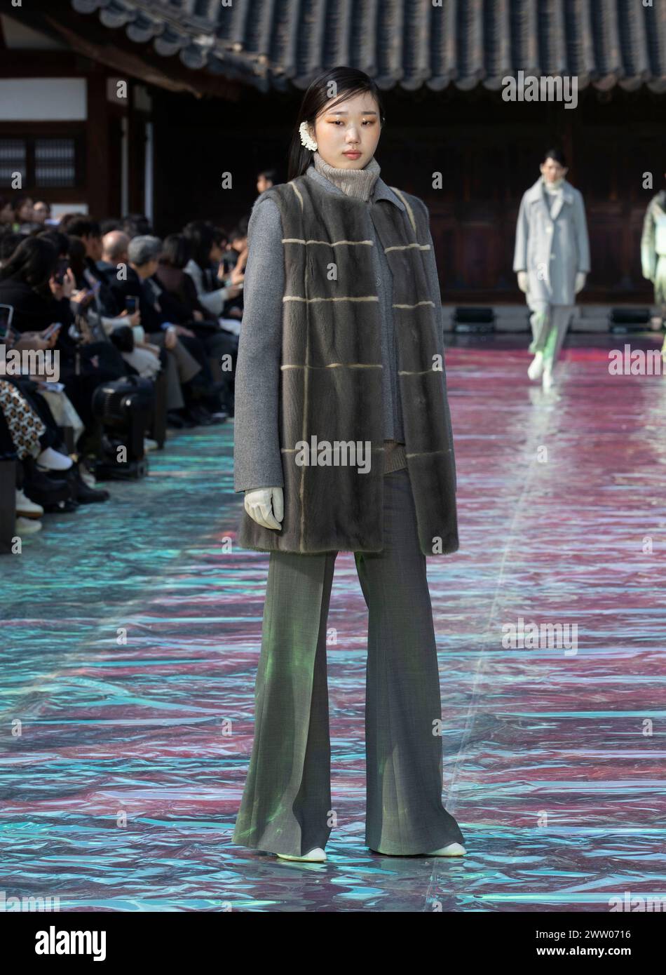 Seoul, South Korea. 20th Mar, 2024. South Korean model runway during ...