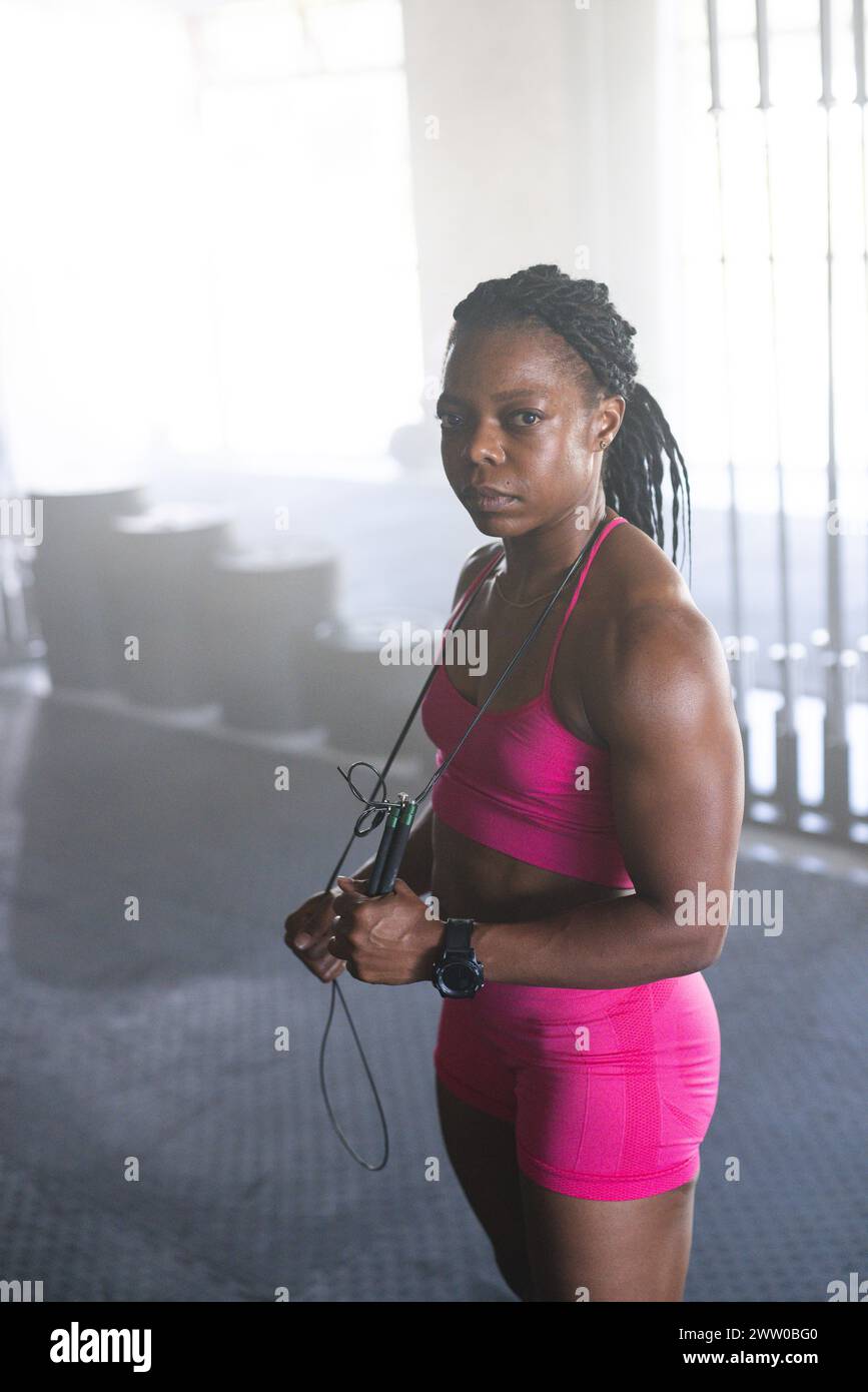 Middle aged woman confidently hi-res stock photography and images - Alamy