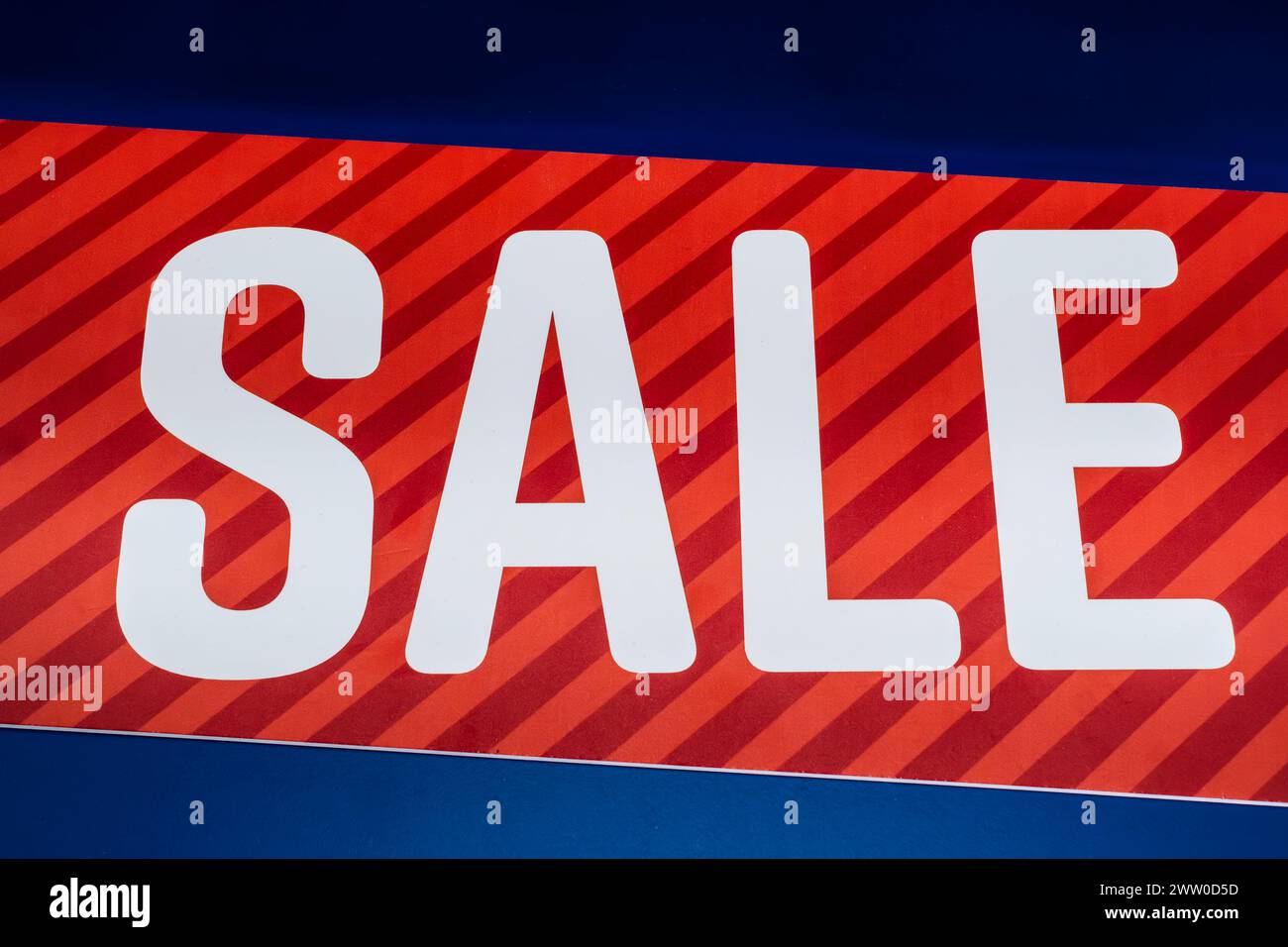 A colourful colorful Sale sign in the UK Stock Photo - Alamy