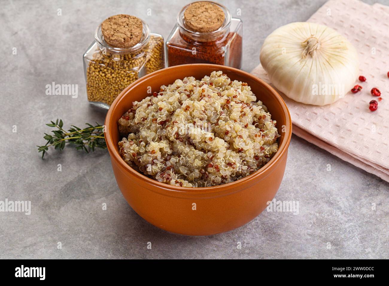 Vegan dietary cuisine - boiled quinoa cereal Stock Photo - Alamy