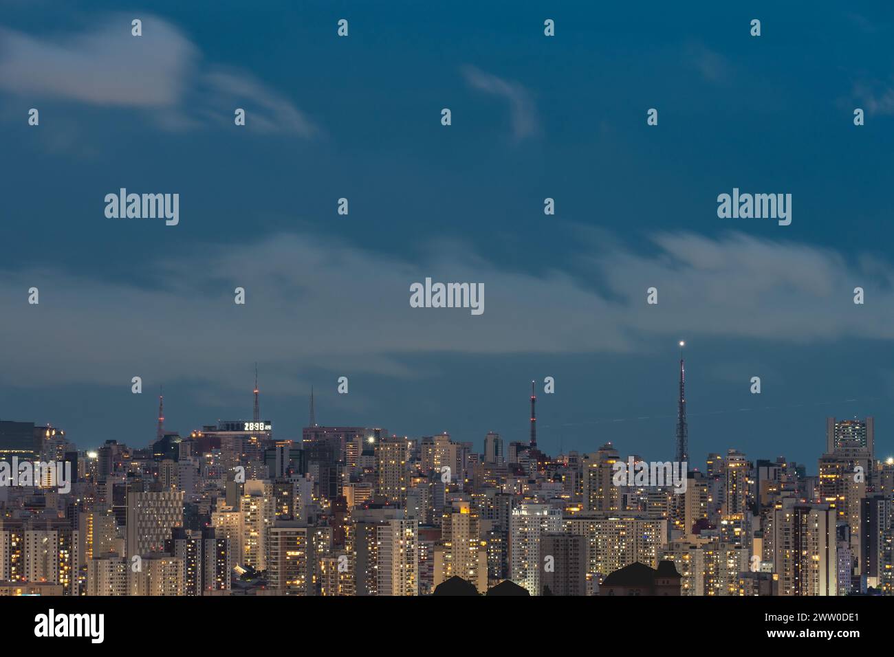 Sao paolo brazil night hi-res stock photography and images - Alamy