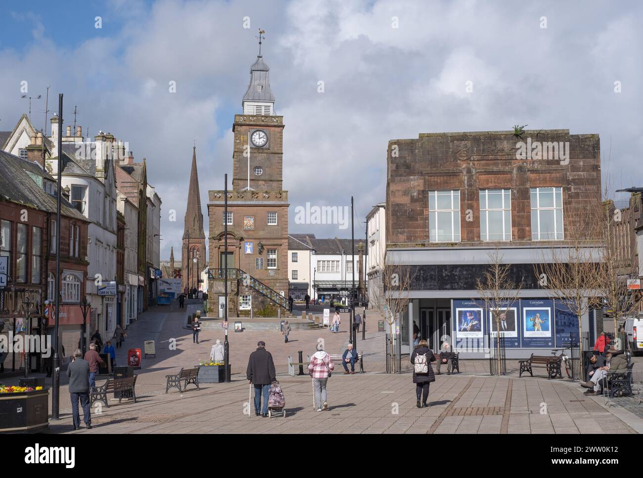 View of the Midsteeple and old Burton’s building in the High Street of ...