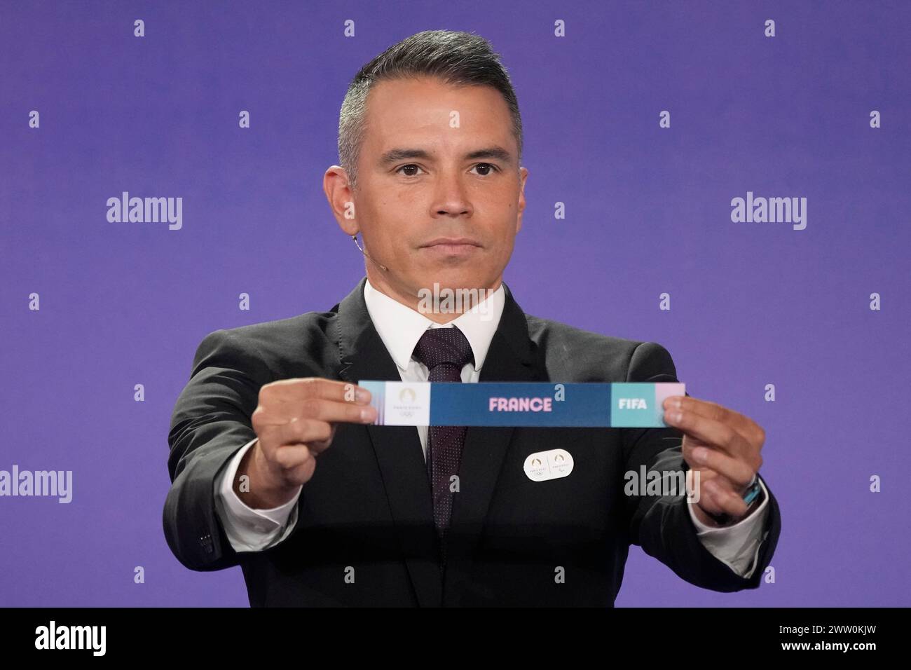 Former Argentinian soccer player Javier Saviola draws France during the ...
