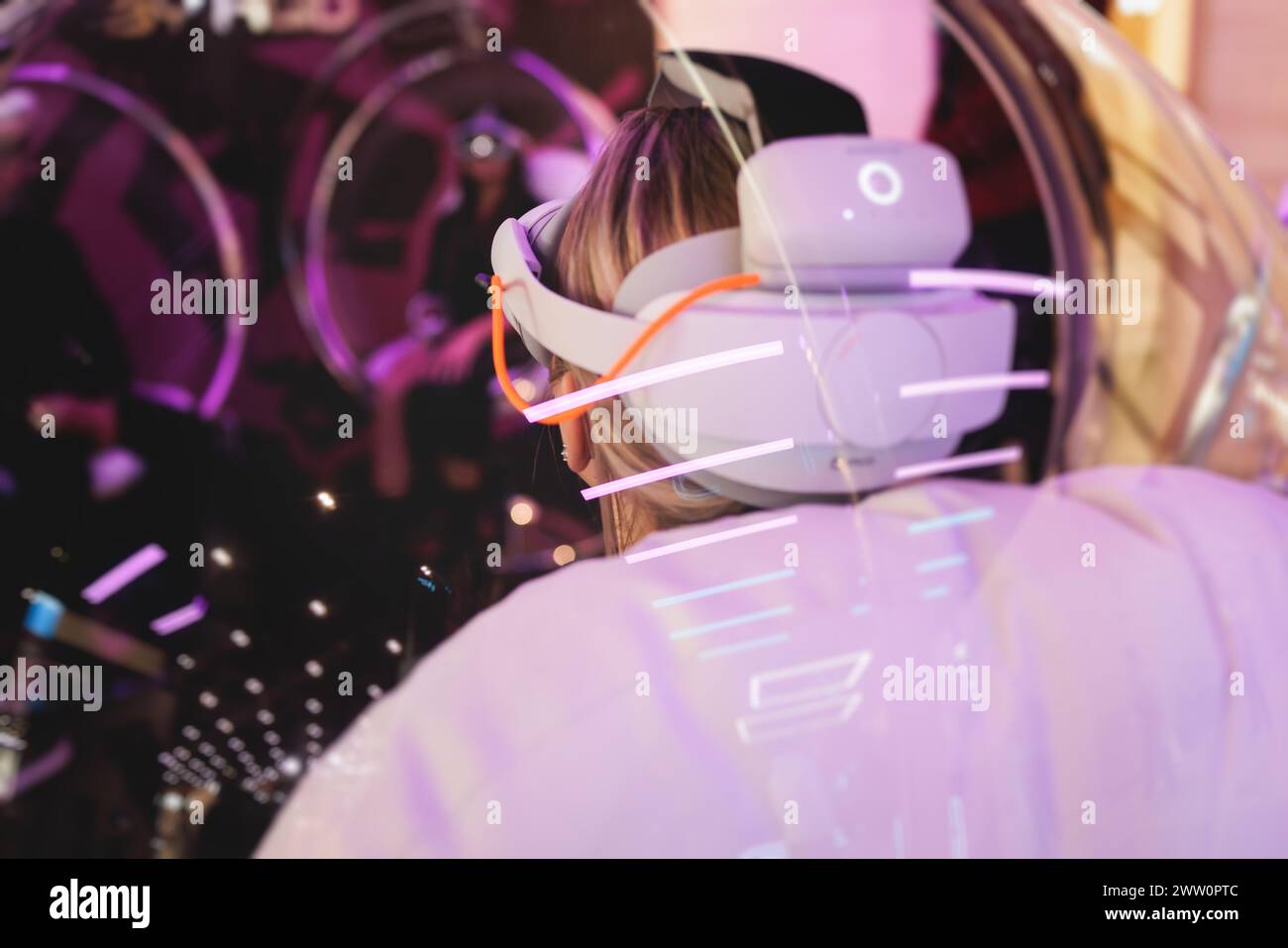 Children playing in vr game hi-res stock photography and images - Alamy