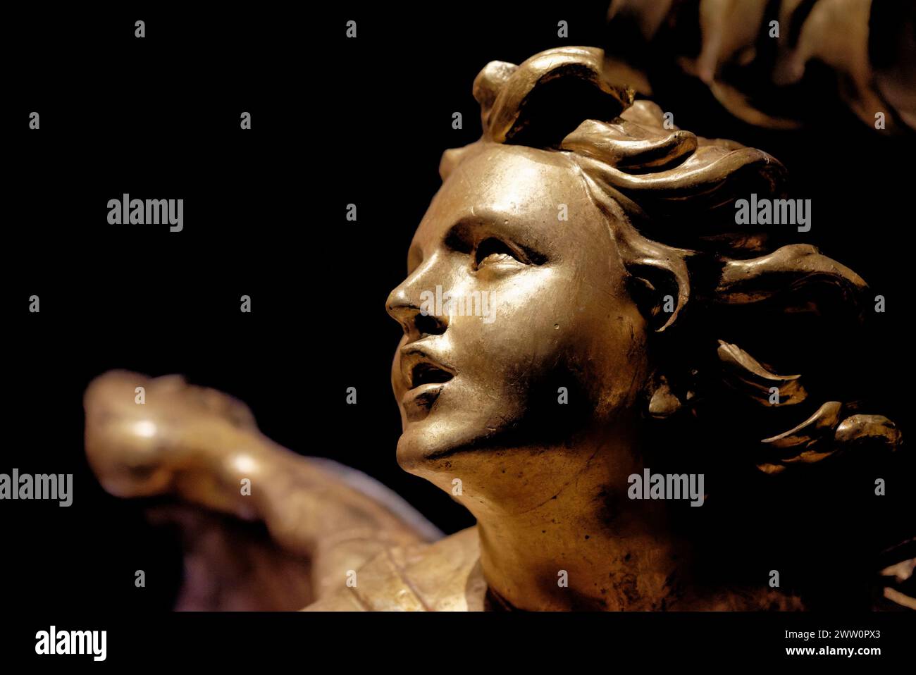 An infinity of lights is gilding the carvings of the Altar Machine in ...