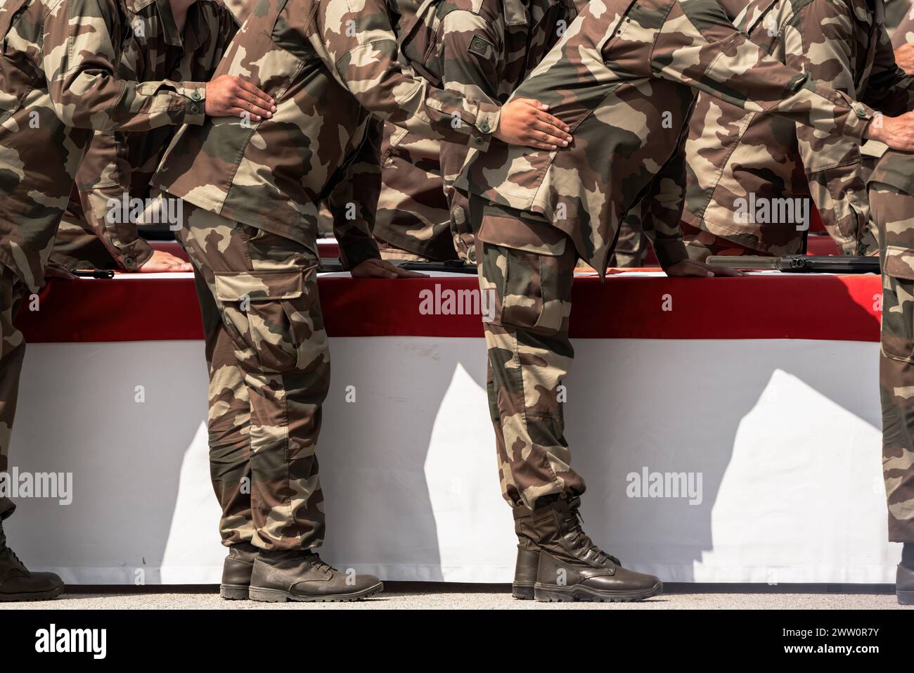 Turkish soldiers taking the oath at the military swearing-in ceremony ...