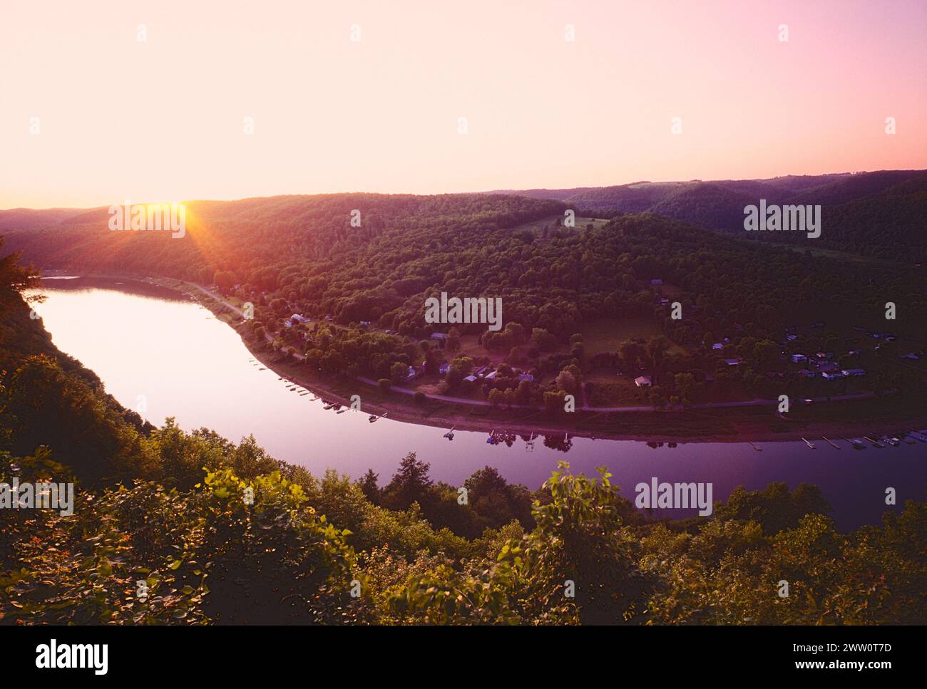 Setting sun; East Brady Overlook; Allegheny River; Clarion County ...