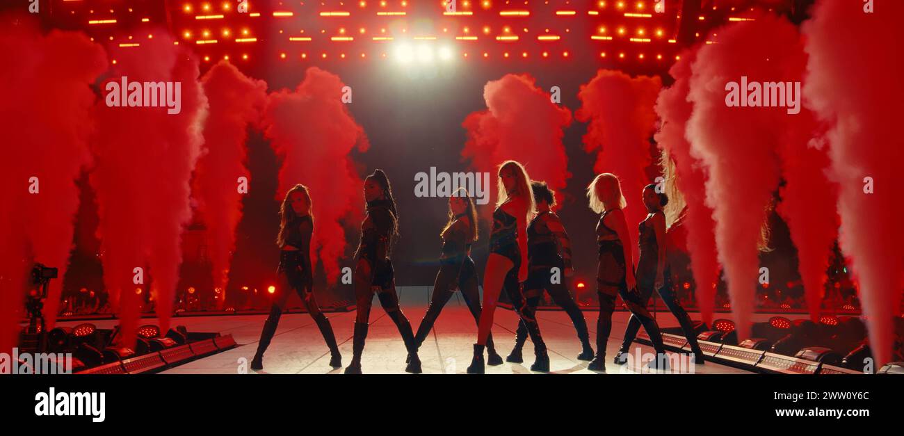 Taylor swift the eras tour movie hi-res stock photography and images ...