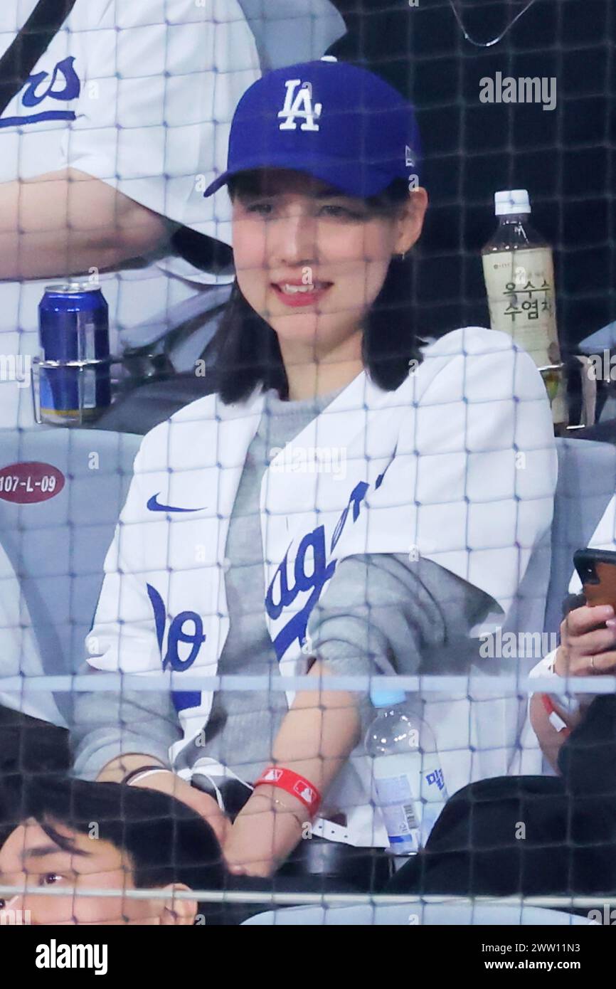 Mamiko tanaka hi-res stock photography and images - Alamy