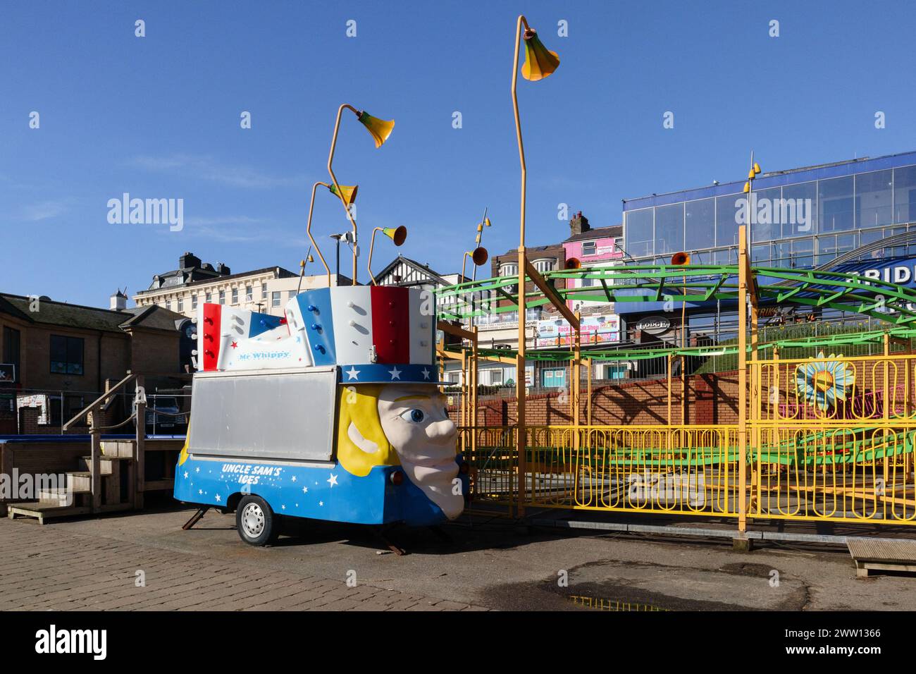 Amusements at Bayside Fun Park in Bridlington, Yorkshire, UK Stock ...