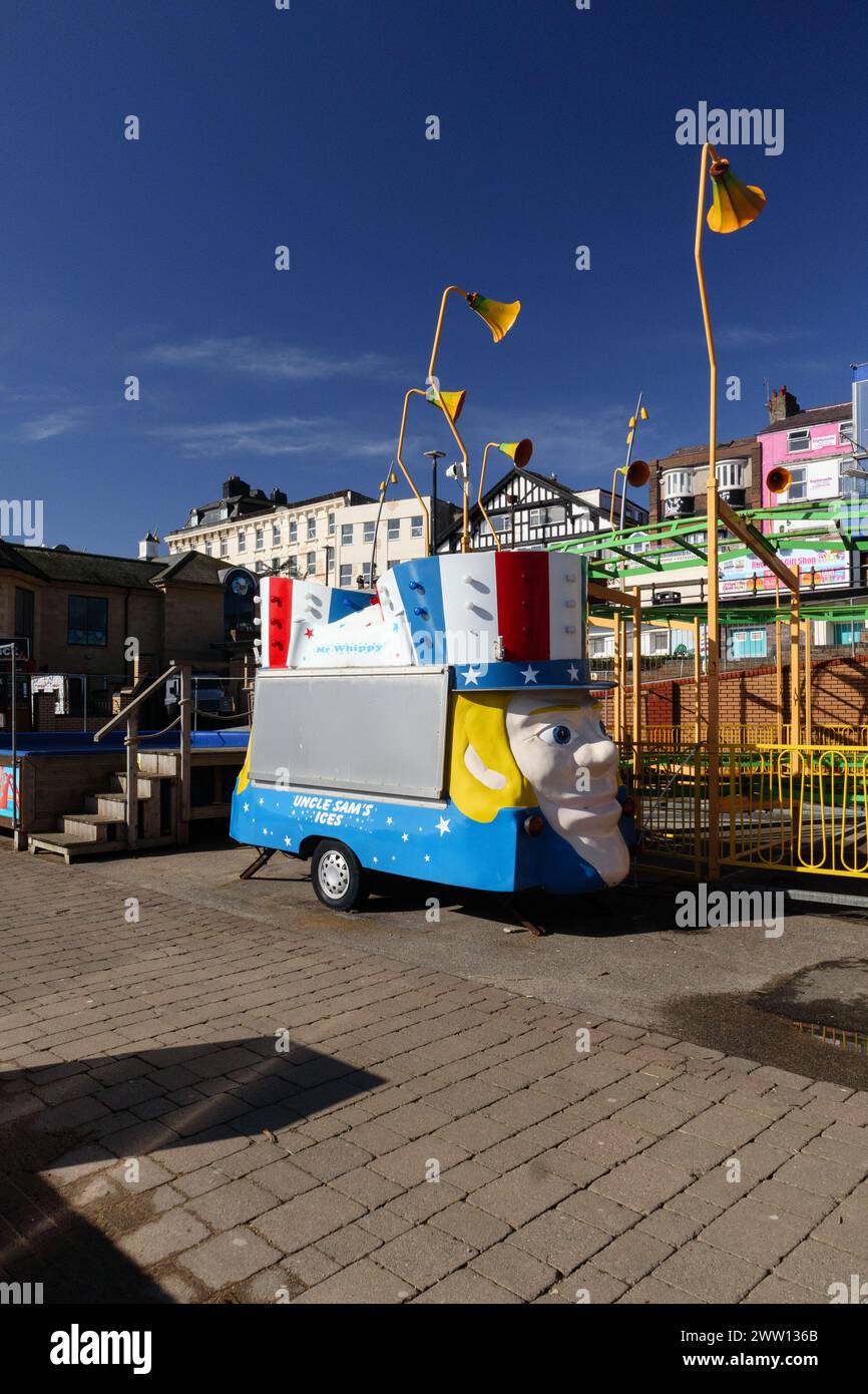 Fairground rides bridlington east yorkshire hi-res stock photography ...
