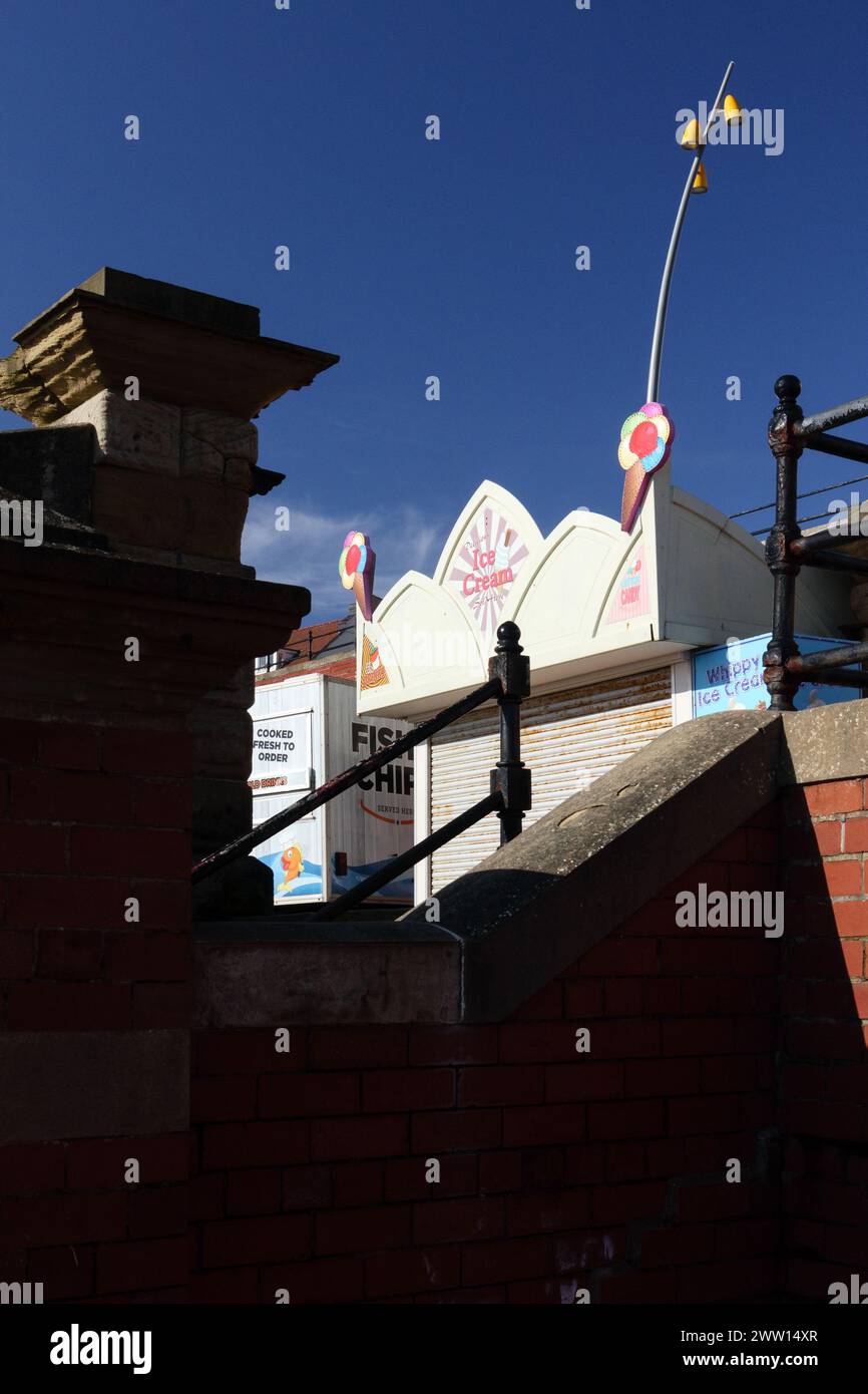 The closed chip shop at Bayside Fun Park in Bridlington, Yorkshire, UK ...