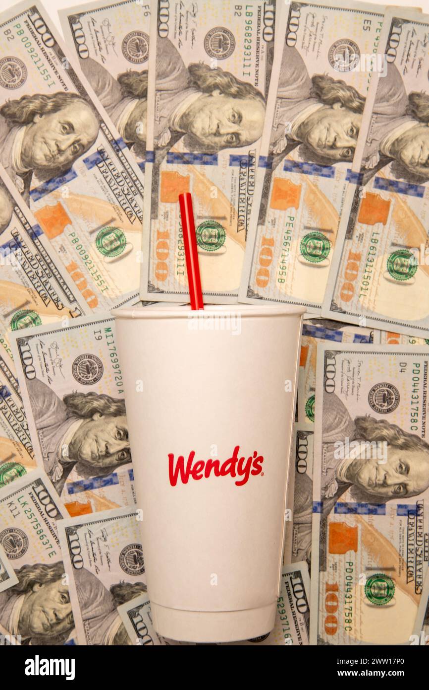 Wendys logo hi-res stock photography and images - Alamy