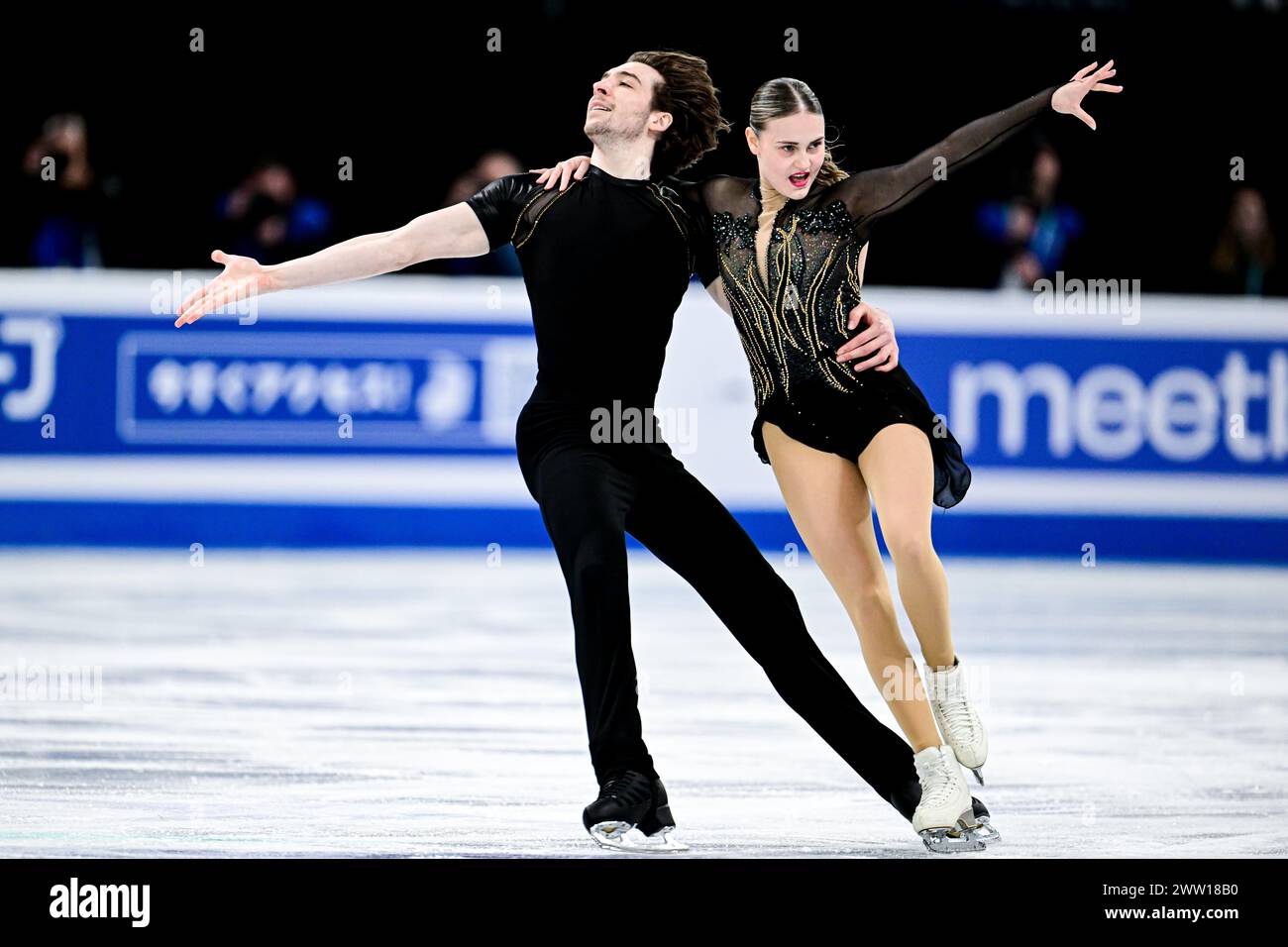 Kelly Ann LAURIN & Loucas ETHIER (CAN), during Pairs Short Program, at ...