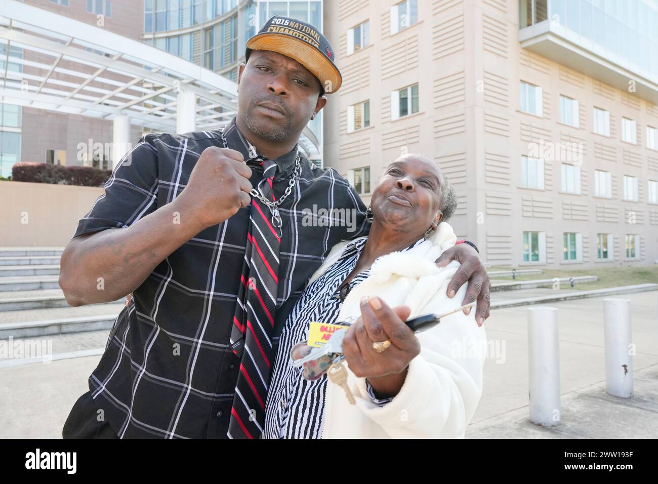Eddie Terrell Parker and his aunt Linda Rawls express their joy at the ...