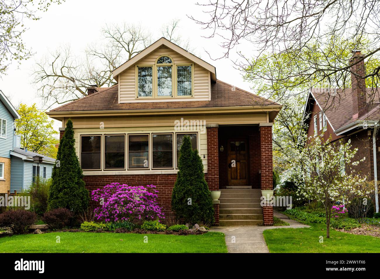house apartment in suburb. suburban neighborhood. cottage house in ...