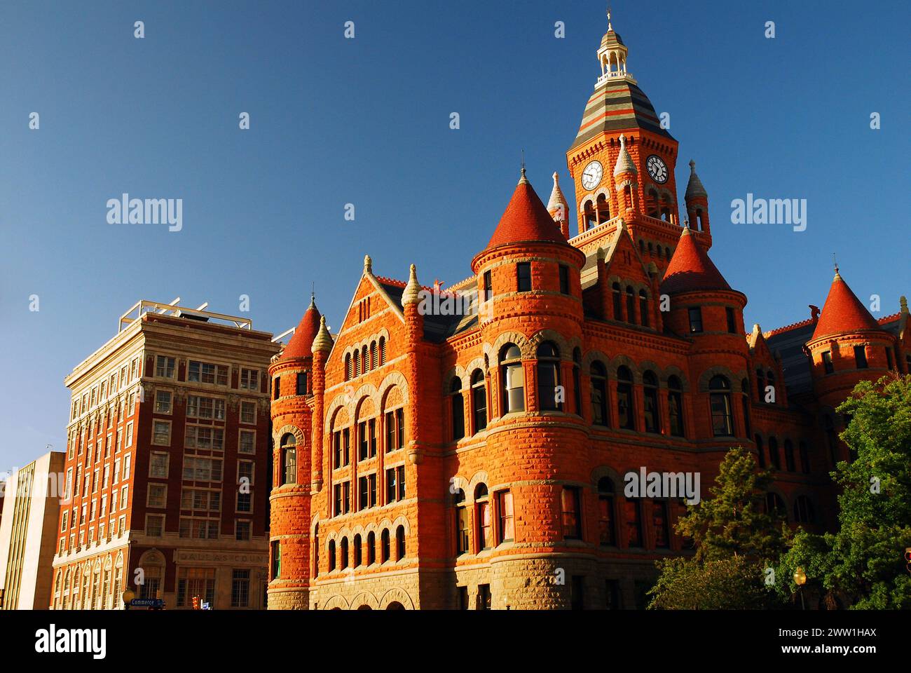 The Historic Old Red Courthouse in Dallas Texas Stock Photo - Alamy