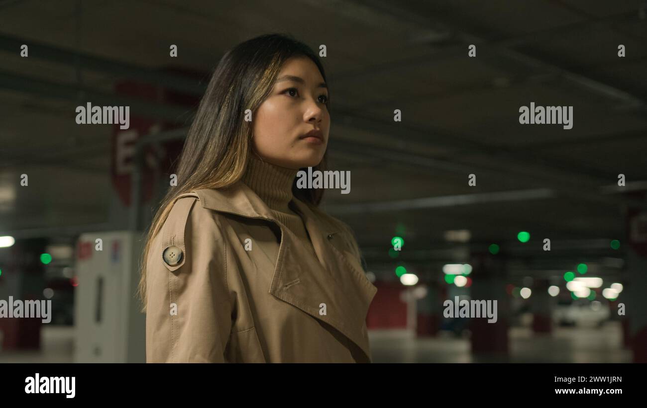 Asian chinese woman korean japanese businesswoman driver confident ...