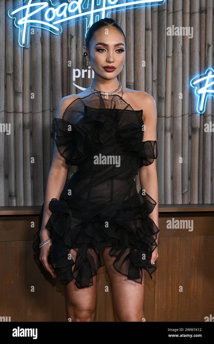 R’bonney gabriel hi-res stock photography and images - Alamy