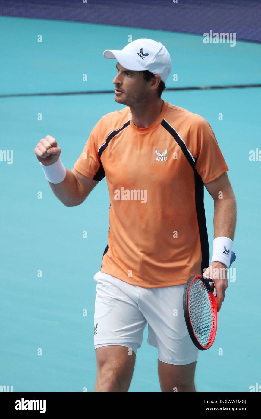 MIAMI GARDENS, FLORIDA - MARCH 20: Andy Murray of Great Britain defeats ...
