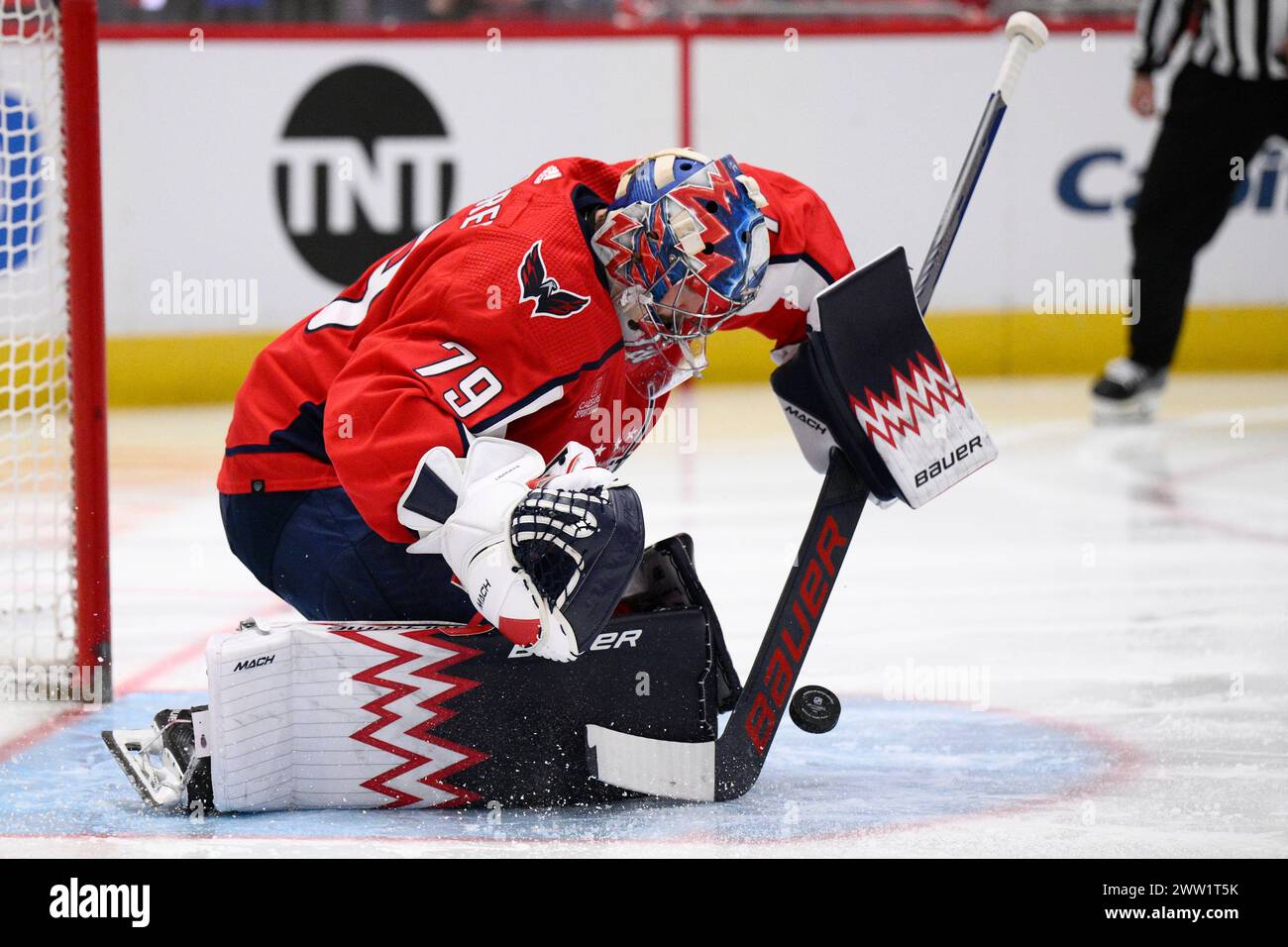 Washington Capitals goaltender Charlie Lindgren (79) stops the puck ...