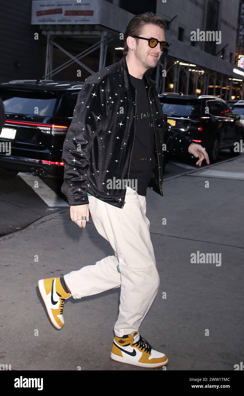 Godzilla x kong 2024 hi-res stock photography and images - Alamy