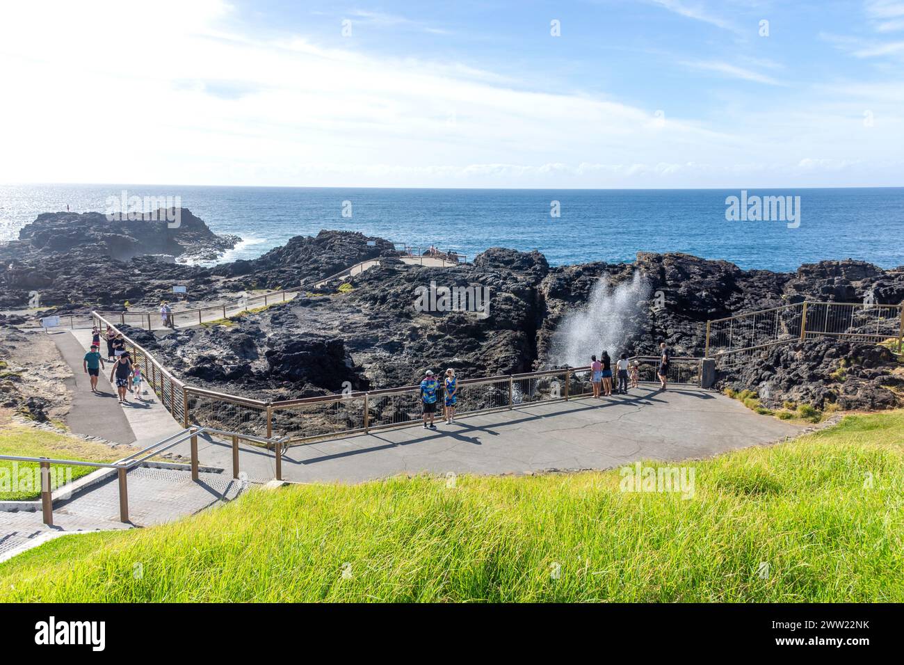 Coast coastal kiama tourist lookout lighthouse blowhole point ha hi-res ...