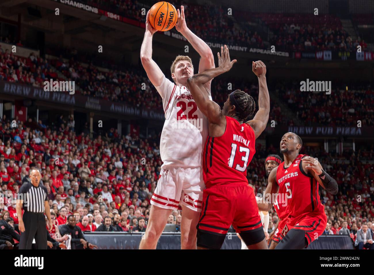 Wisconsin Badgers center Steven Crowl (22) shoots the ball during a Big ...