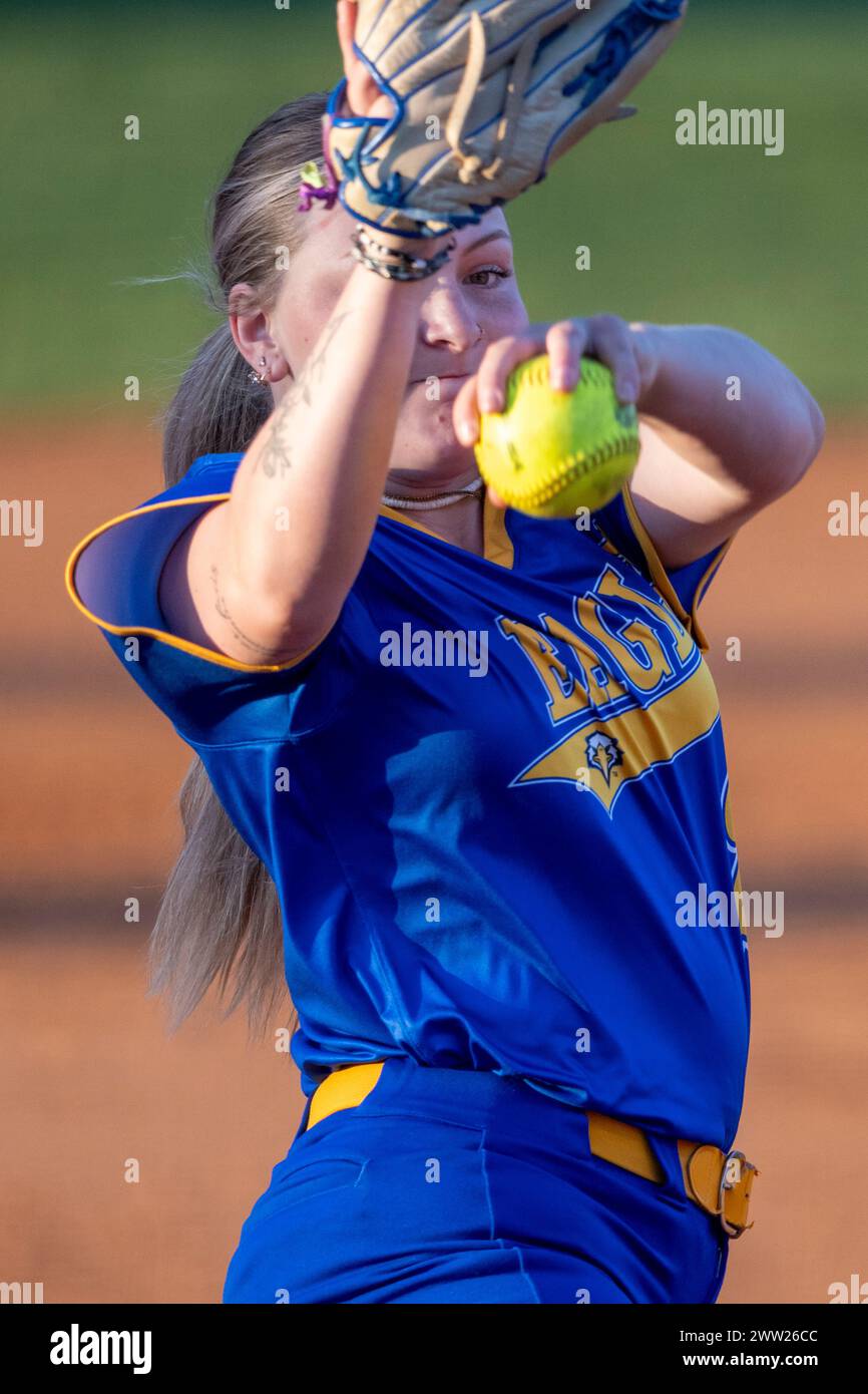 MSU pitcher Cassiti Baroni (29) goes into her windup during an NCAA ...
