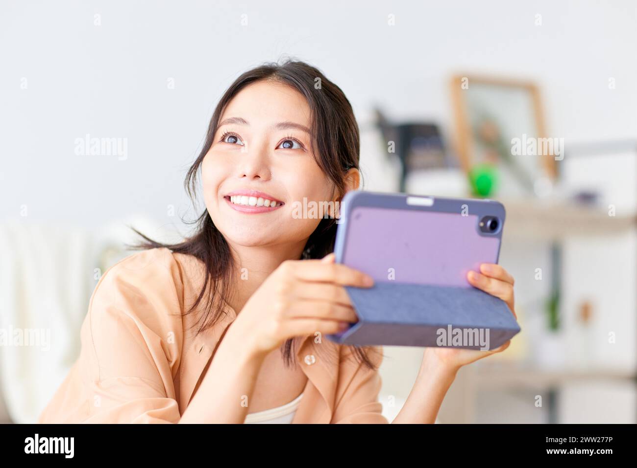 Communication holding hi-res stock photography and images - Alamy