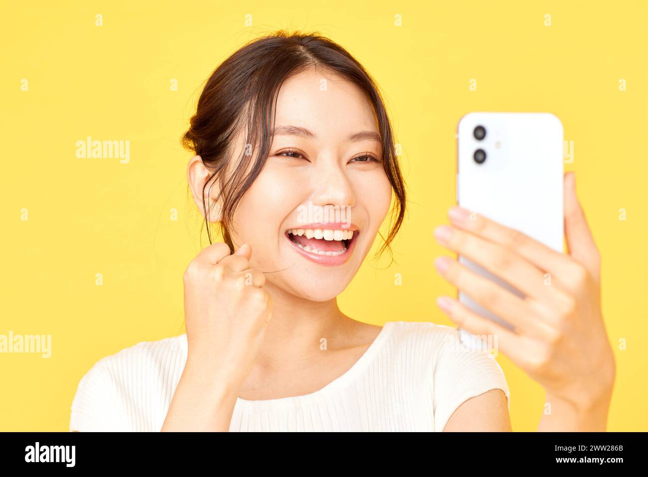 Selfie video calling hi-res stock photography and images - Alamy