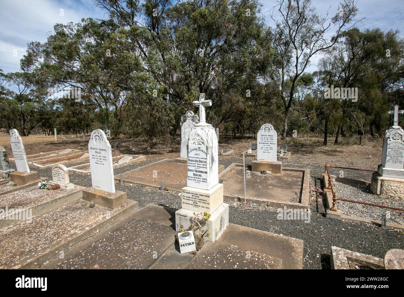 Rural cemetery graveyard in Australia, St Petri Lutheran cemetery in St ...