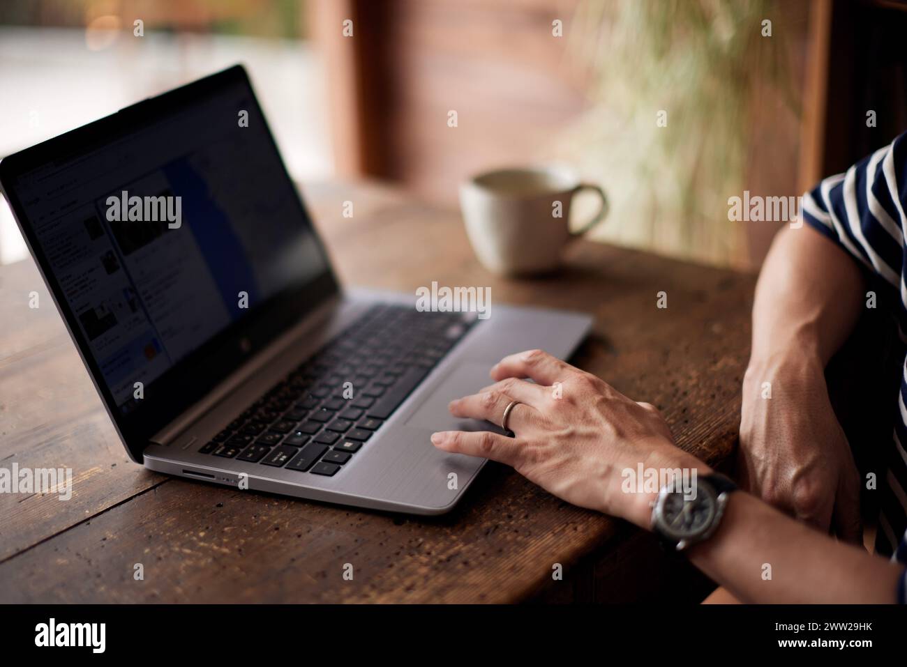 Typing and devices hi-res stock photography and images - Alamy