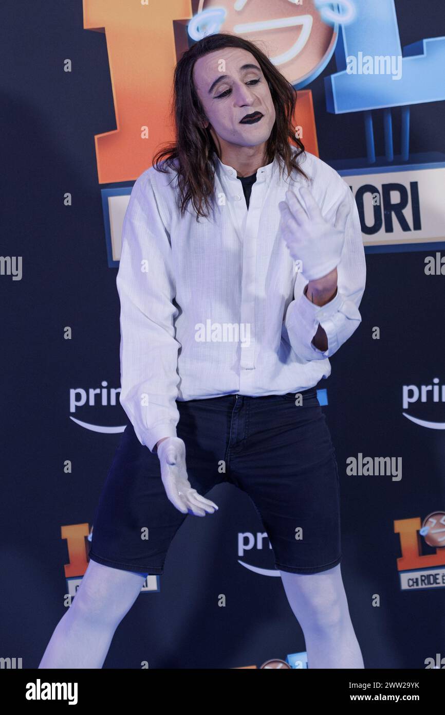 Loris fabiani hi-res stock photography and images - Alamy