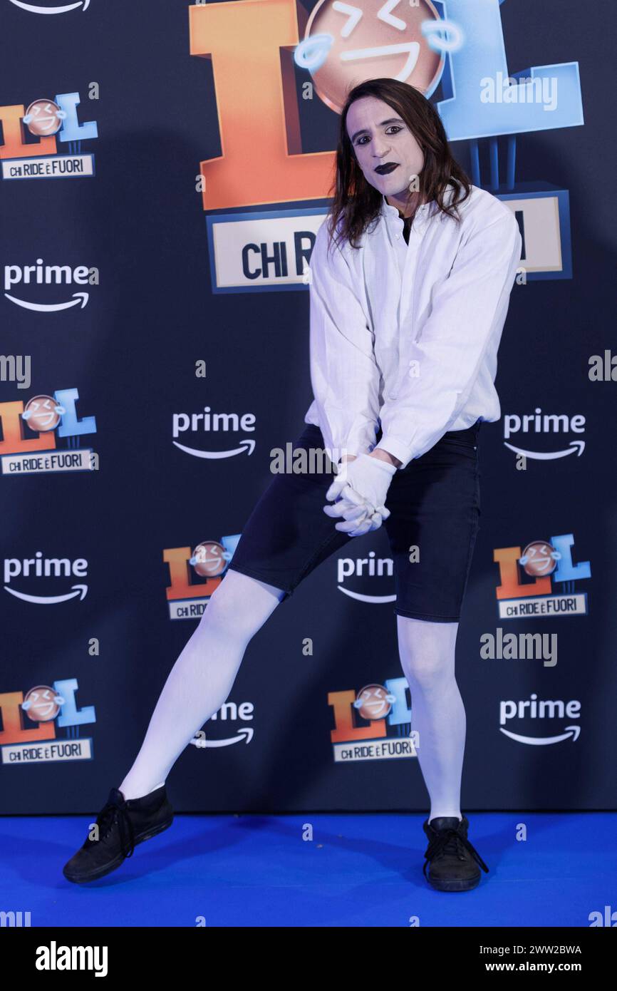 News - Photocall LOL 4 - Chi Ride e Fuori Loris Fabiani Lunanzio during ...