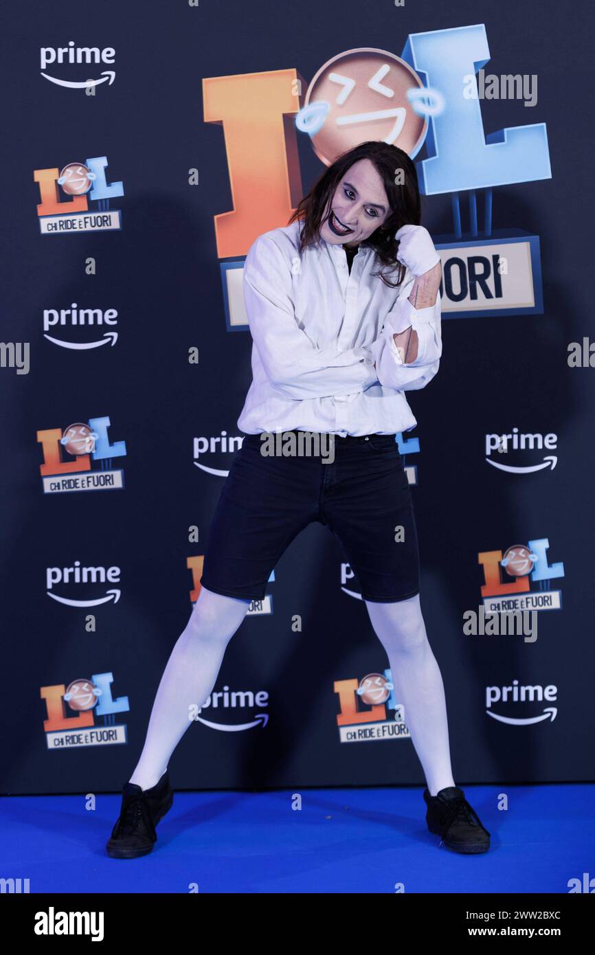 News - Photocall LOL 4 - Chi Ride e Fuori Loris Fabiani Lunanzio during ...