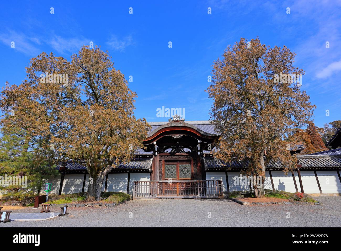 Tofuku-ji Temple a Buddhist temple known for fall foliage at Honmachi ...