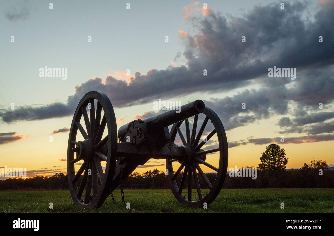 Civil War Cannons at Manassas National Battlefield Park located in ...