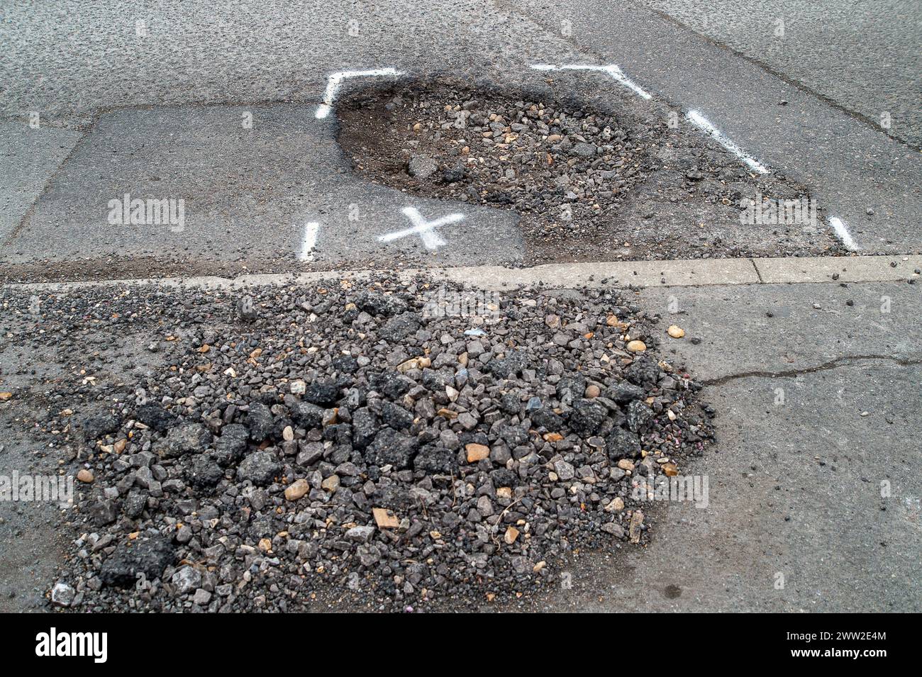 Hs2 potholes fund hi-res stock photography and images - Alamy