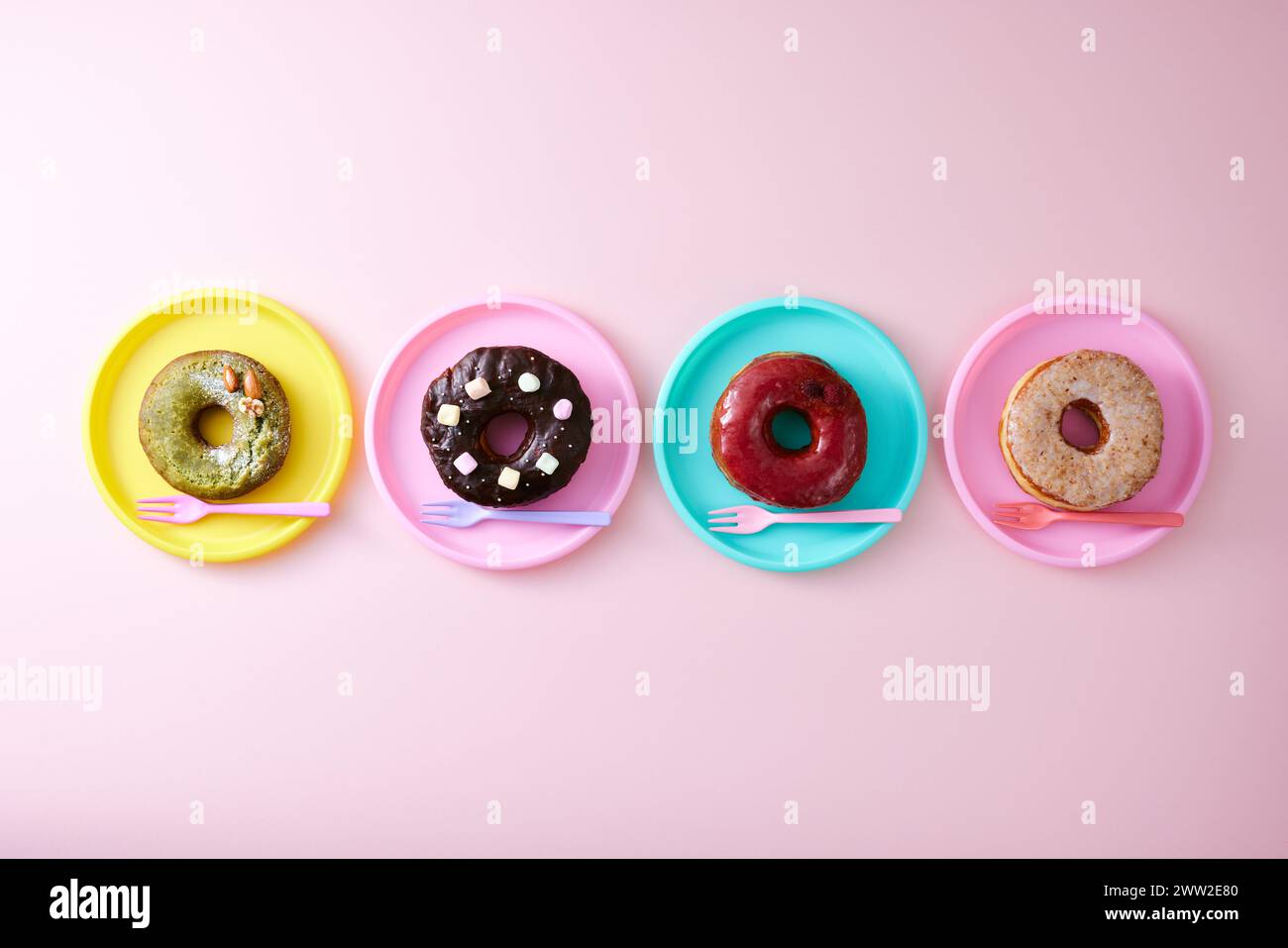 One of four plates hi-res stock photography and images - Alamy