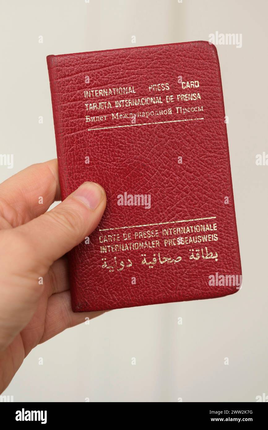 Journalist id card hi-res stock photography and images - Alamy
