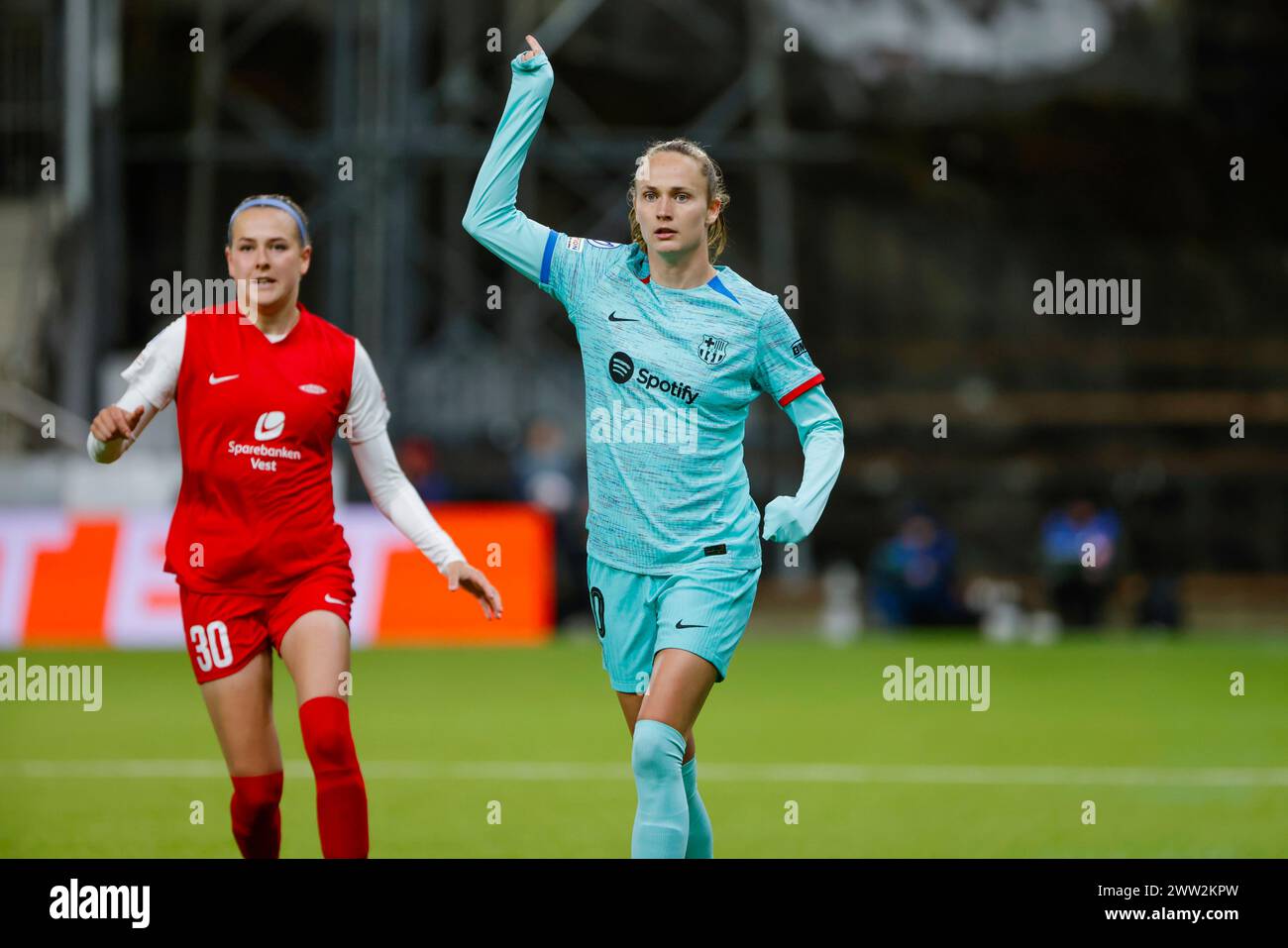 Bergen 20240320.Brann's Joanna Tynnilä and Barcelona's Caroline Graham Hansen in the match SK ...
