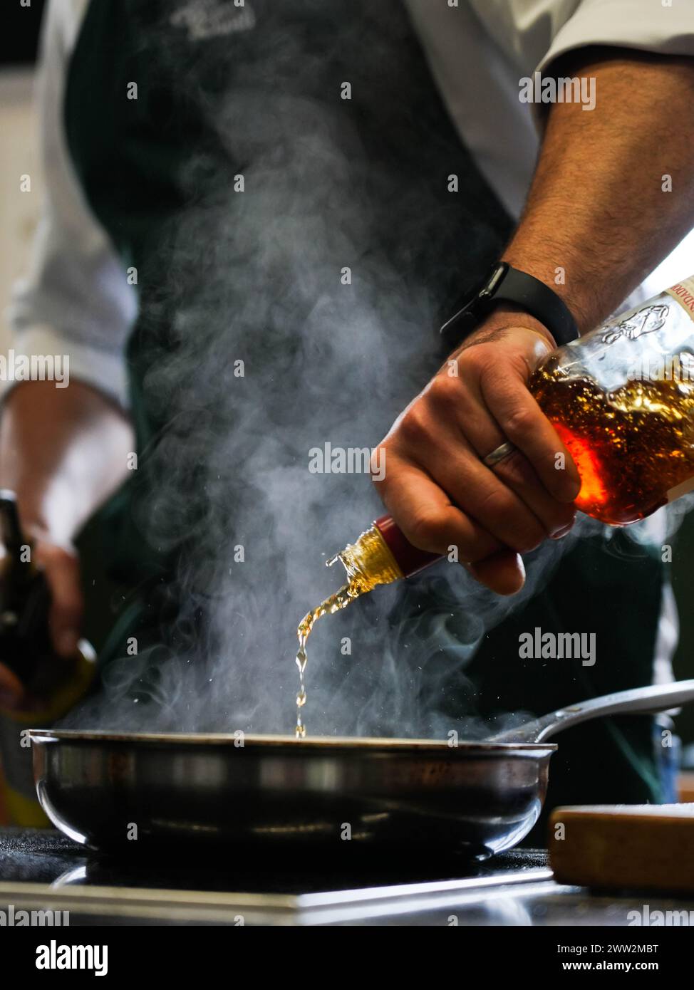 Alcohol chef hi-res stock photography and images - Alamy