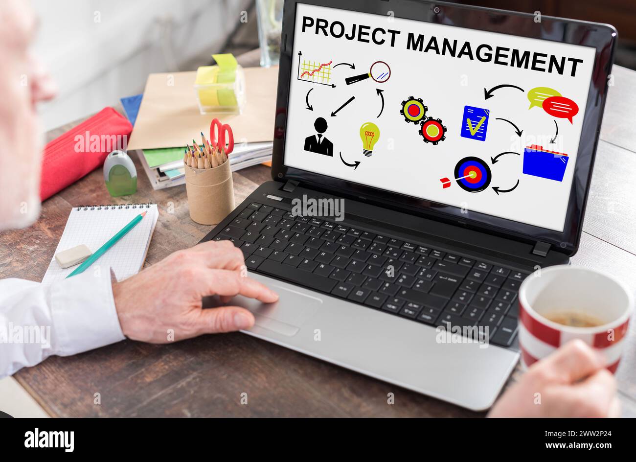 Project management concept shown on a laptop screen Stock Photo - Alamy