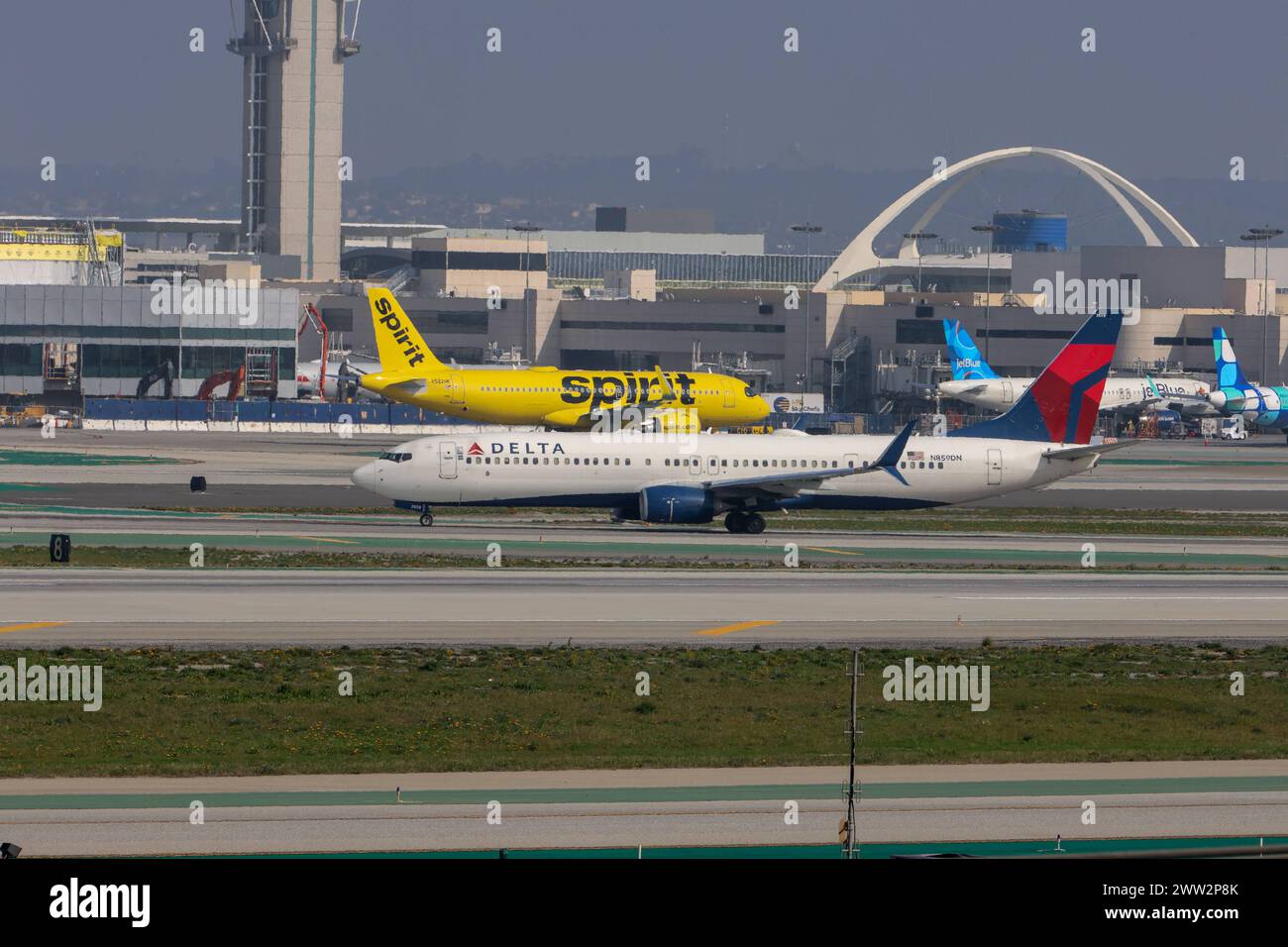 Boeing 737 932er hi-res stock photography and images - Alamy