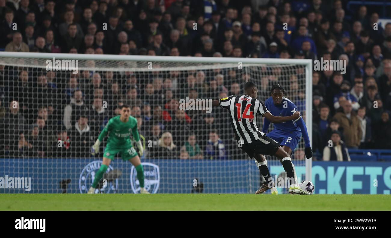 GOAL 1-1, Alexander Isak of Newcastle United scores. - Chelsea v ...