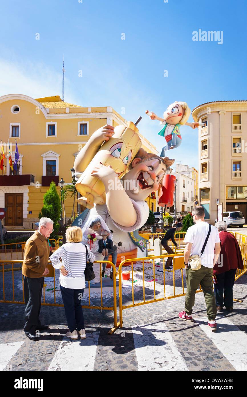 The wooden and papier mache sculptures and monuments known as Las ...